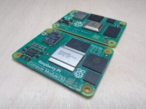 Raspberry Pi Compute Module 5 Review: Cooler, Faster, Better? - bret.dk