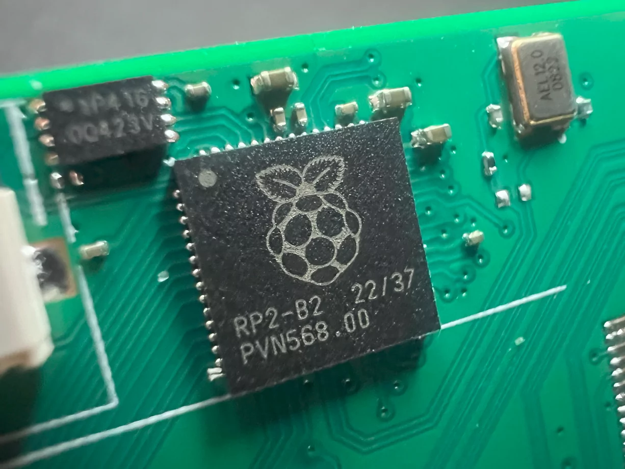 Raspberry Pi 500 Review: A Pi 5 in a Keyboard? - bret.dk