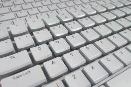 How to Power the Raspberry Pi 5: A Complete Guide - bret.dk